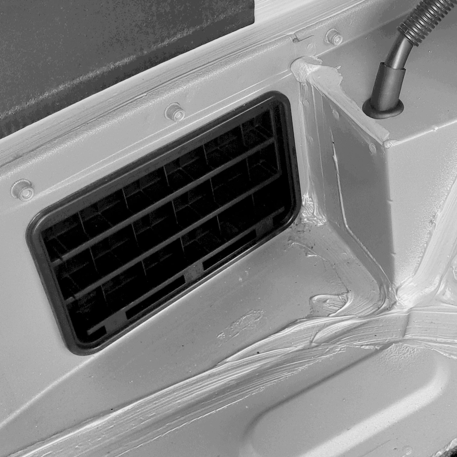 Leak Proofing – Boot Vents – MG ZT info mods and maintenance